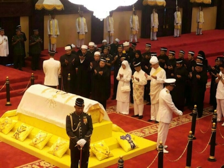 Raja Azlan Shah death - New Mandala