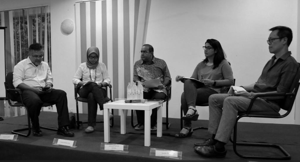 ge14 panel bw - New Mandala