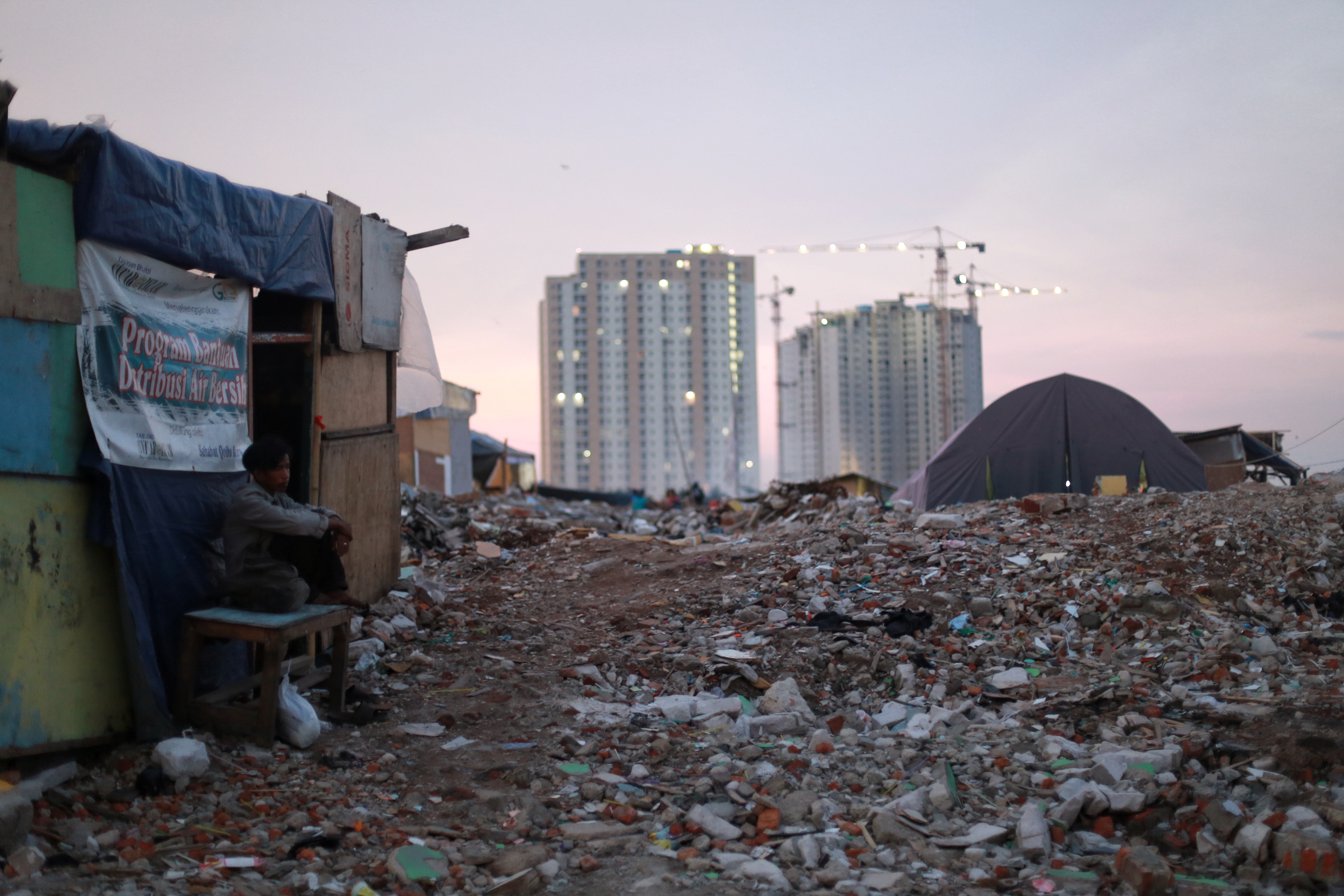 Jakarta: inequality and the poverty of elite pluralism - New Mandala