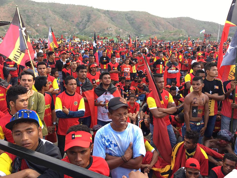Fretilin rally crowd - New Mandala